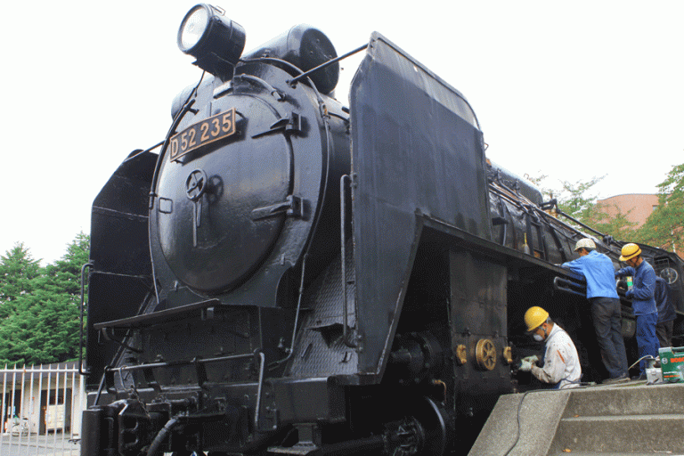 蒸気機関車を訪ねる～鹿沼公園のD52 235号機～ | ページ 2